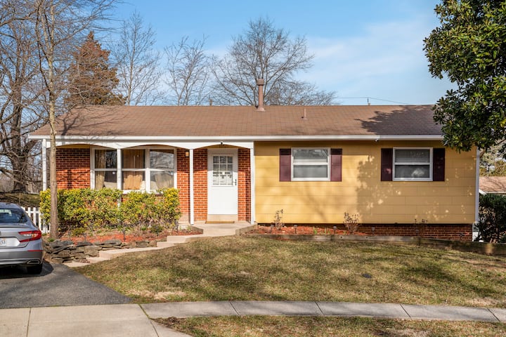 Live And Work Near Dc - Silver Spring, MD