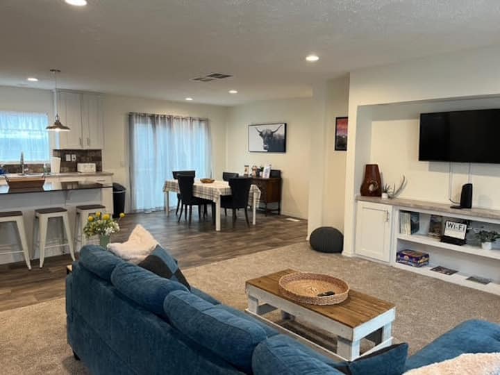 The Salsbury Star- Downtown Location, Pet Friendly - Cody