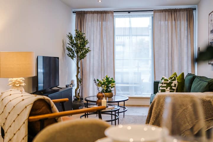 Modern 2bed Leeds City Centre + Free Parking - Leeds