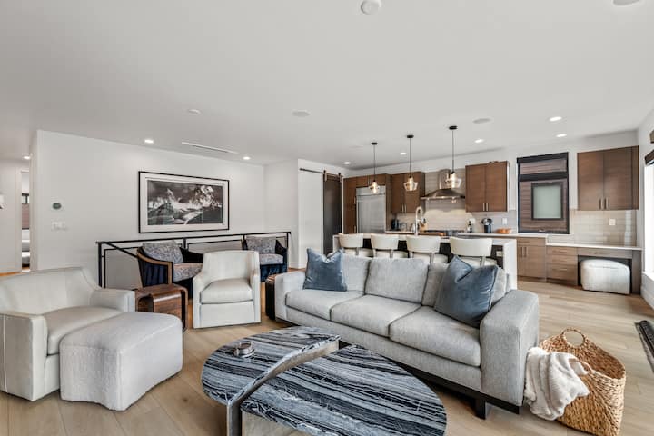 Luxe Vista Chalet~hot Tub~mountain Views - Steamboat Springs