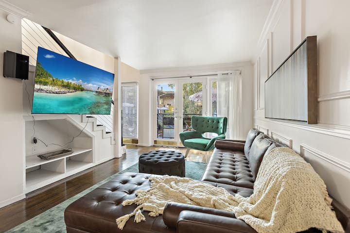 Courtyard Terrace Loft Dallas | Pool + City Access - Dallas