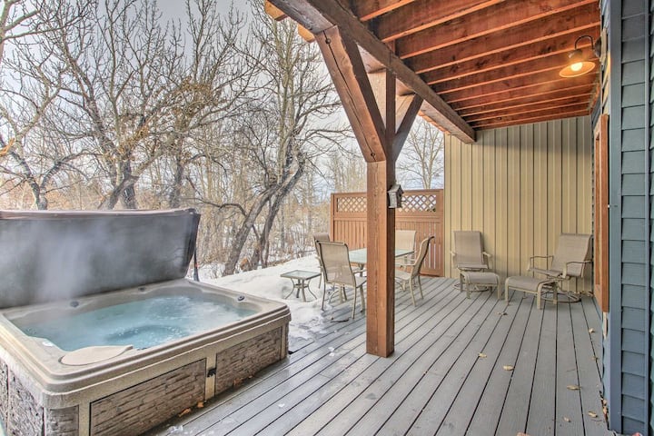Rock Creek Getaway: 4br Townhome + Hot Tub - Red Lodge, MT