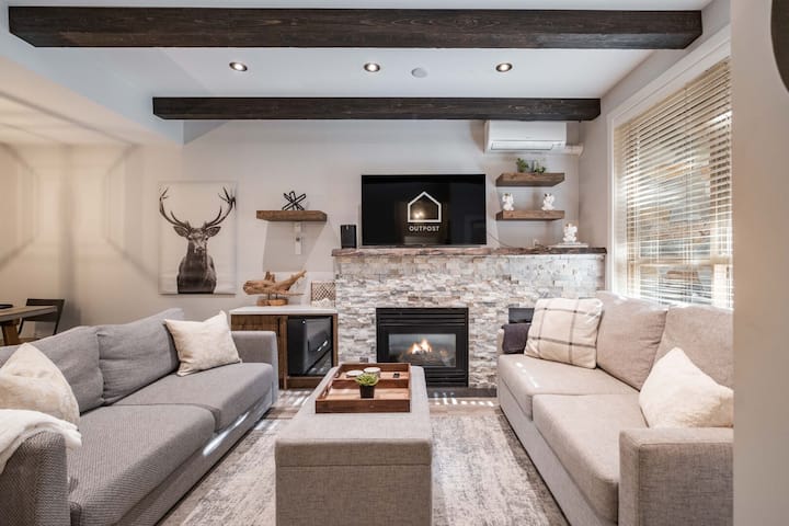 New Townhome | Complex Hot Tub | Bbq | Pets | Wifi - Whistler