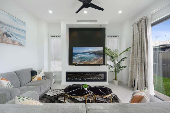 Stylish Marsden Park Stay Near Schofields & Rouse - Saint Marys, Australia