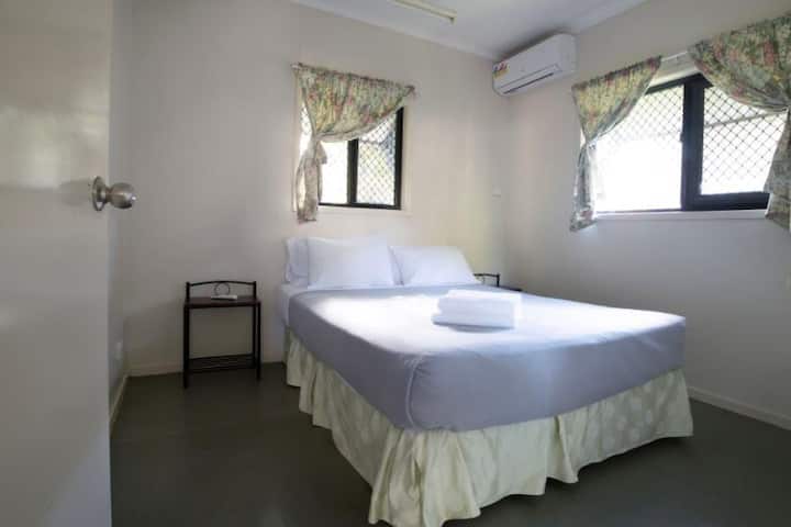 Budget Room - Mission Beach