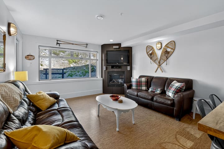 Family Friendly Ski Retreat; 2 Bedroom Escape! - Big White Ski Resort, BC