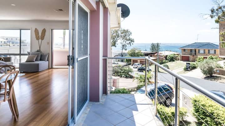 The Summer House - Nelson Bay