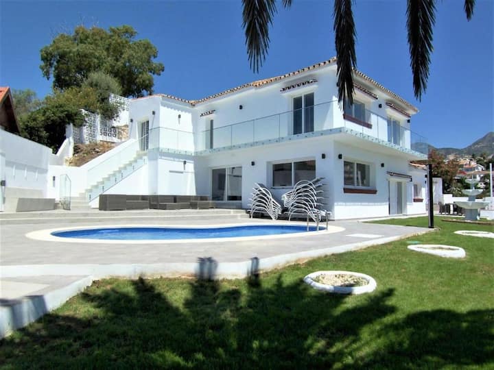 La Casa De Nu Torremuelle 7 Bed Luxury Villa - Benalmádena