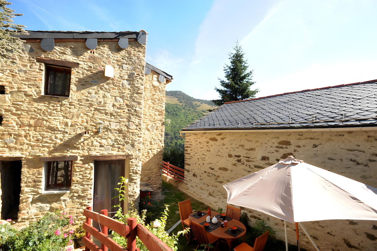 Madres Coronat - Casas en renta en Jujols, Occitania, Francia - Airbnb