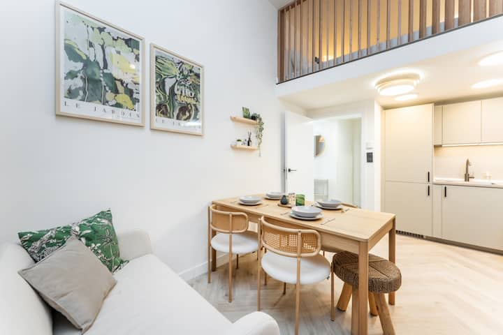 Minimalistic Organic Apt • Relaxed Prague Centre - Praga