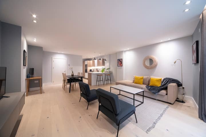 Appartement Moderne - Grand Salon + Patio | Zone 1 - Central London