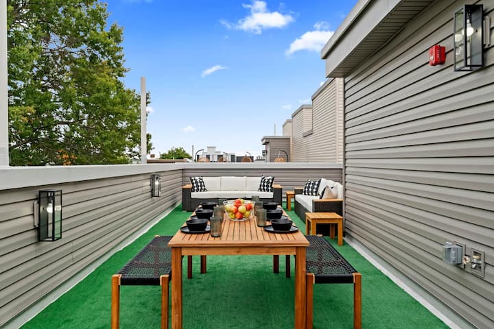 Sleep 28 - Mini Mansion- Roof Skyline View, Poker - Philadelphie, PA