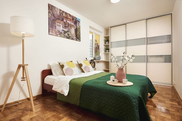 Luxurious Family Apartment Near Złote Tarasy - Warsaw