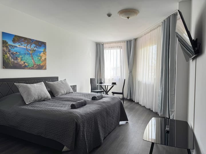 Studio-private Bathroom-comfort-city View - Pforzheim