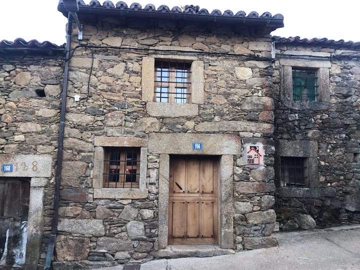 La Plazuela - Navalguijo - Bohoyo