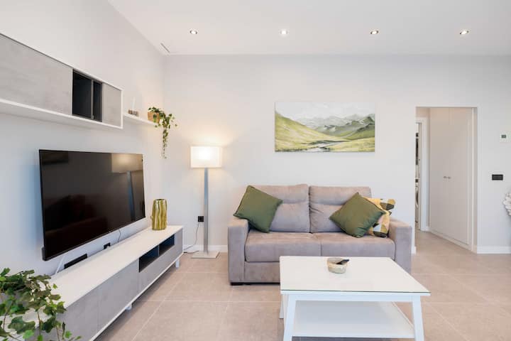 Apartamento 1 Dorm Lira - Torre del Mar