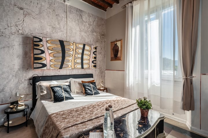 Charming Room - Lucca