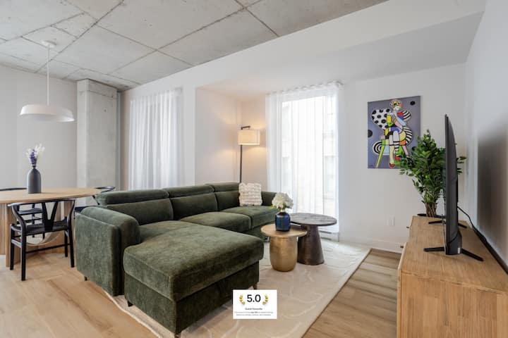 Historic Hideaway – Bright Loft In Old Montreal - 