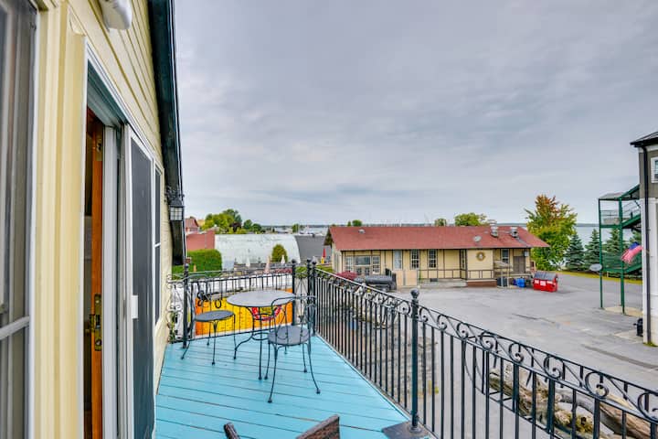 Water-view Balcony: Charming Lake Ontario Studio! - Sackets Harbor, NY