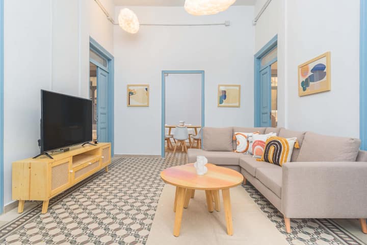 Flame 3-bedroom Apartment In Mar Mikhael - Lebanon