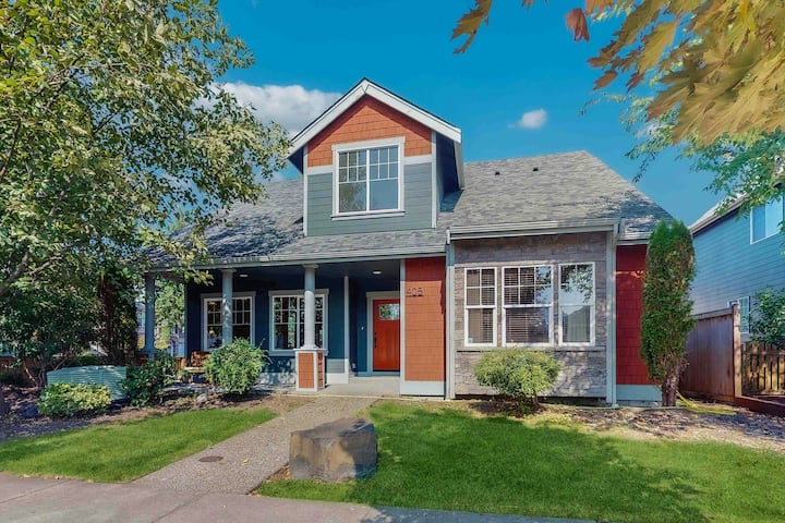 4br Enumclaw Home-a/c-grill-fireplace-walk To Town - イーナムクロー, WA