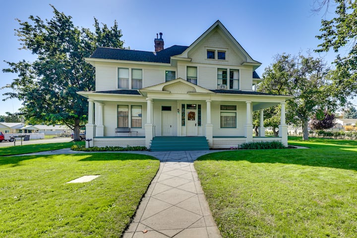 2 Mi To River: Historic Clarkston Home W/ Views! - Lewiston, ID