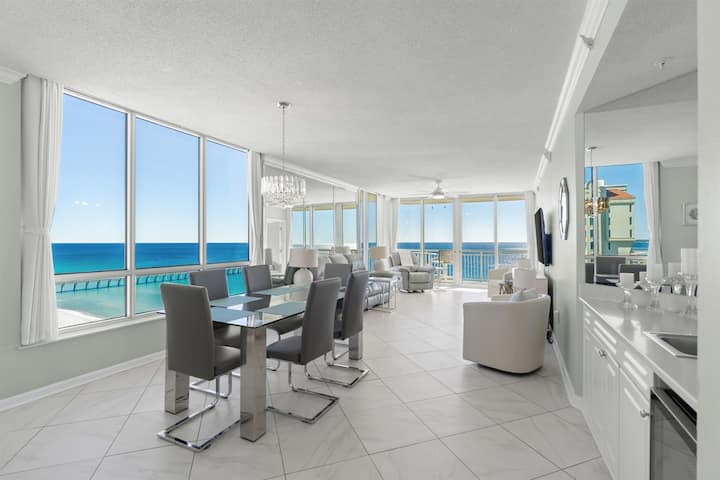 Luxurious Gulf-front Condo, Heated Pool, Spa/gym - Navarre Beach, FL