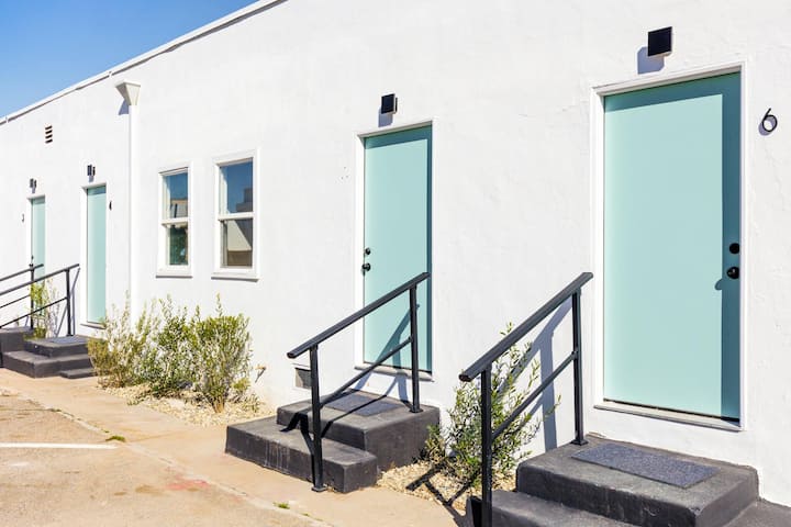 Family Suite - Venice Beach, CA