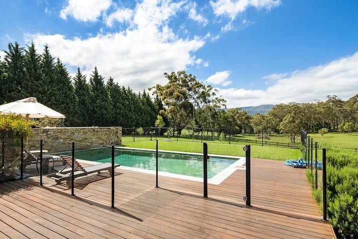 Berry Beach Luxury Estate - Berry