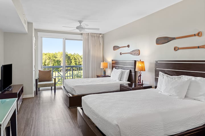 Resort Studio | Pool, Beach Shuttle, Baytowne Fun - Miramar Beach