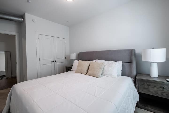 Landing | Incredible 1bd, Rooftop Lounge - Richmond, VA