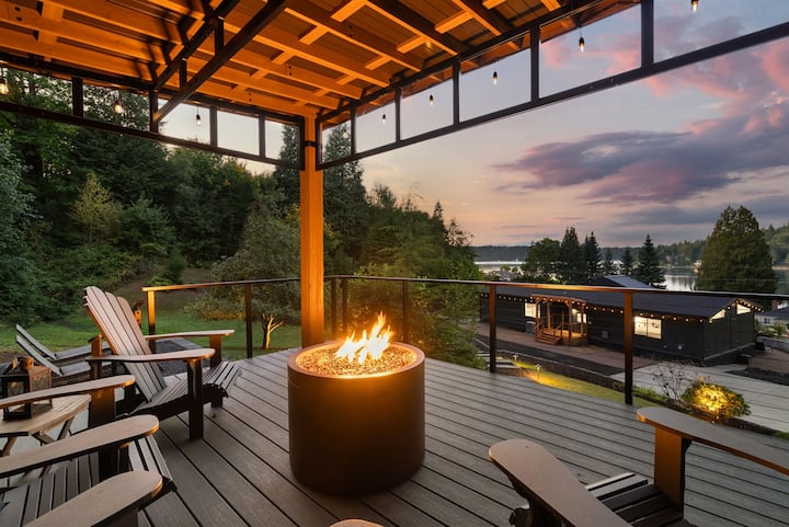 The Meadow On Hammersley • Sauna, Spa & Waterviews - Shelton, WA