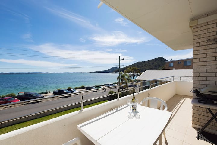 Del Rae Waterfront Shoal Bay - Fingal Bay