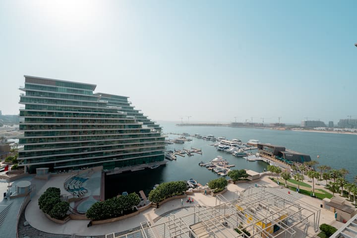 Elegant Marina Getaway By Voyage - Abu Dhabi
