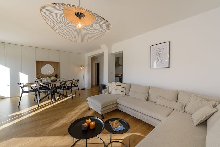 The Contempo - Sublime Apartment With Lake & Pool Views - Annecy