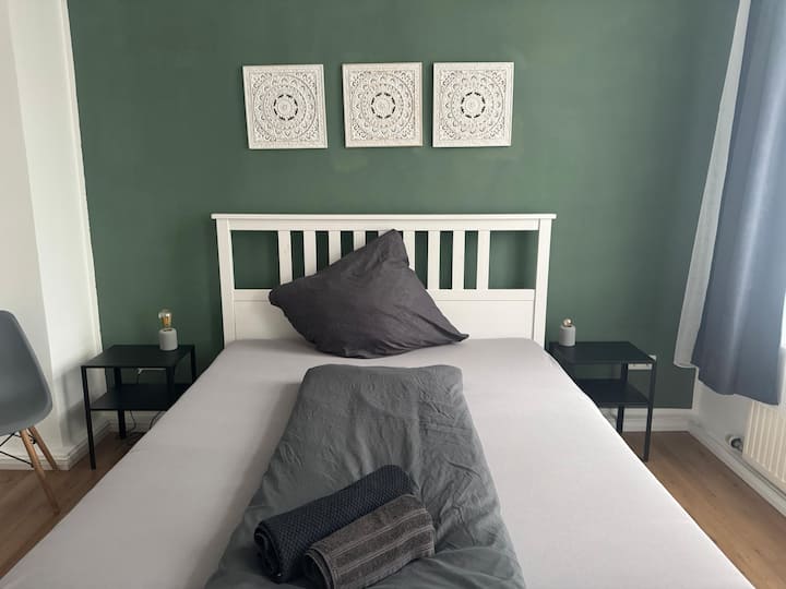 Gemütliches Appartement "Maria" In Zeitz Mit 3 Sch - Zeitz