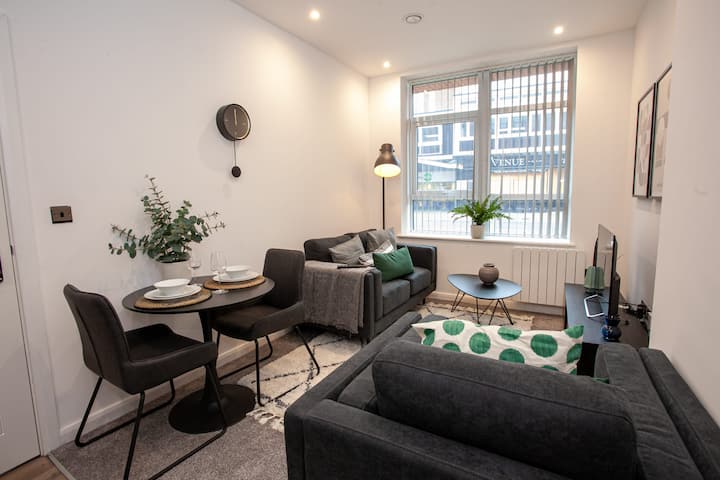 Cosy 2 Bedroom Apartment In Central Bolton - Bolton