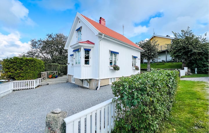 3 Bedroom Stunning Home In Grebbestad - Grebbestad