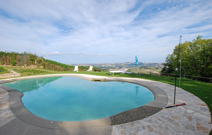 Awesome Home In Monterubbiano - Fermo