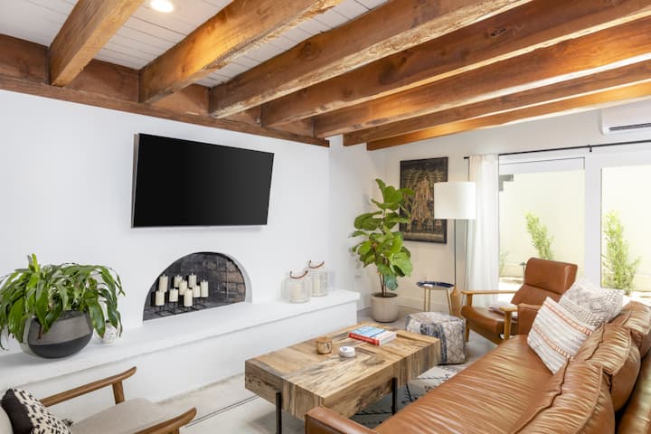 Ocean & River Retreat Heated Pool Spacex Sleeps 12 - Cocoa Beach, FL