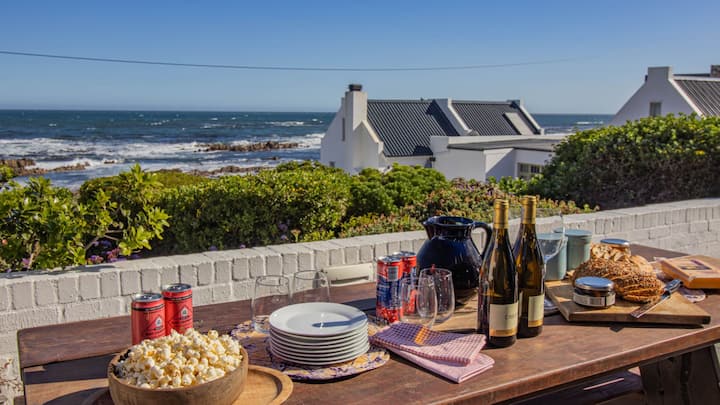 Elaine's | Onrus | Ocean View | Pet Friendly - Onrus