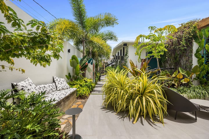 Oceanfront Escape | Bar | Exclusive Pool - San Juan