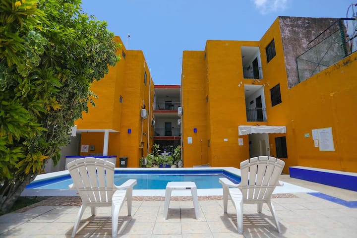 4 Unit Family Pool Stay Near Local Attractions - Cancún