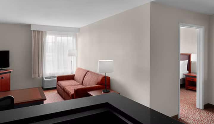 All-suite Stay With Accessible Features - Folsom