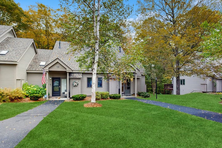 2br Condo, Fireplaces, Balcony, Tennis, Pools, W/d - Quechee, VT