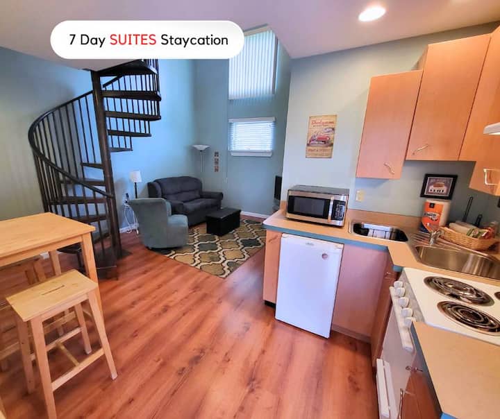 7 Day Suites Staycation - The Park Suite - Hershey, PA