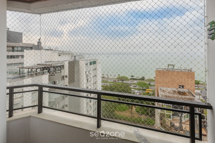 Aprt In Front Of Gov. Celso Ramo Square Rmi1101 - Florianópolis