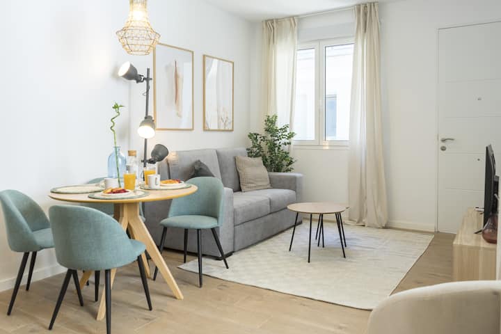 1 Bedroom Apartment In Lagunillas Sharing Co. - Málaga