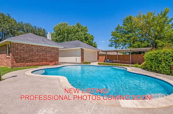 Southern Charm Home | Game Room & Backyard Oasis - Lancaster