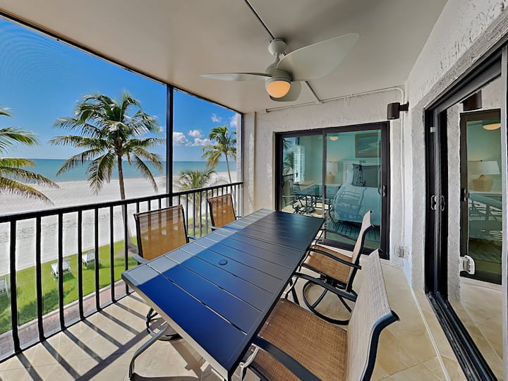 Seaside 203 | Newly Updated + Amenities - Fort Myers Beach, FL